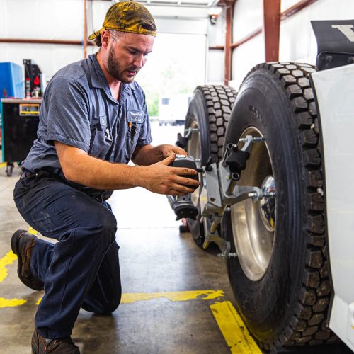 Truck Wheel Alignments | Wayne Truck & Trailer Ltd.